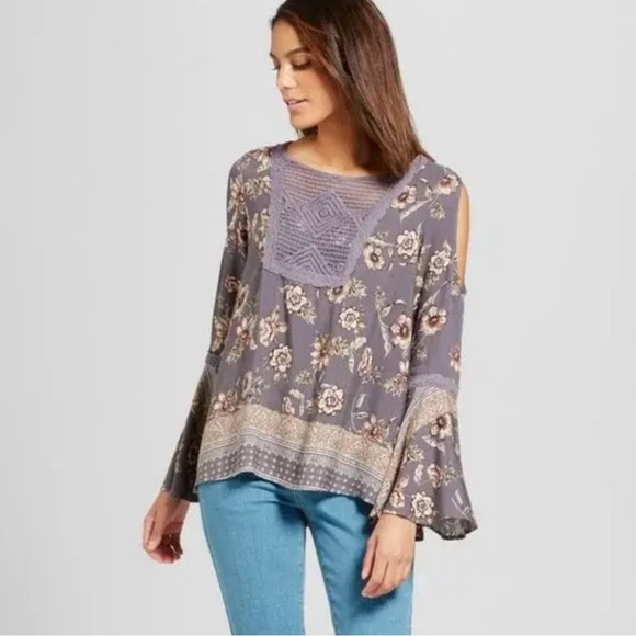 Knox Rose | Tops | Knox Rose Floral Boho Cold Shoulder Dusty Gray ...